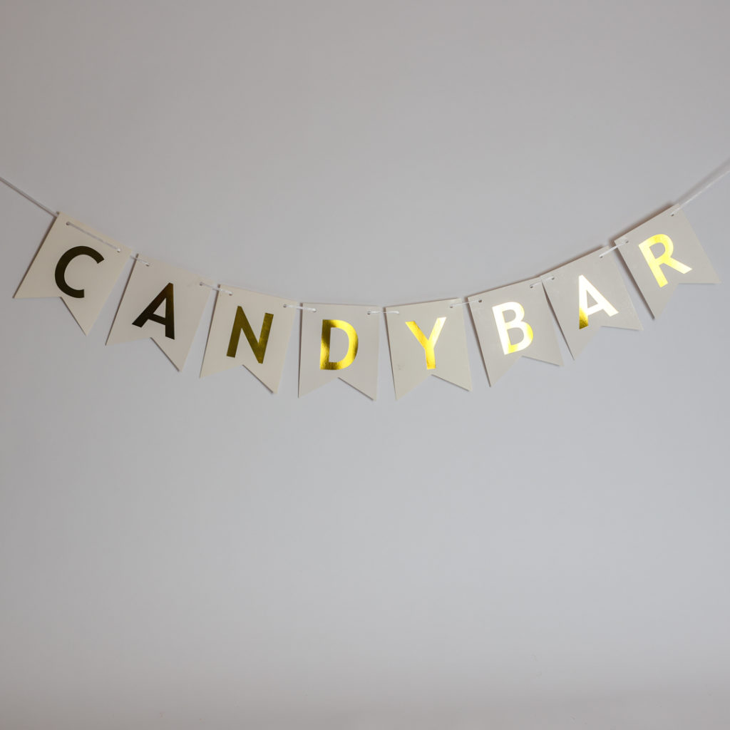 Location décoration ⋆ Banderole candy bar ⋆ Le Moment